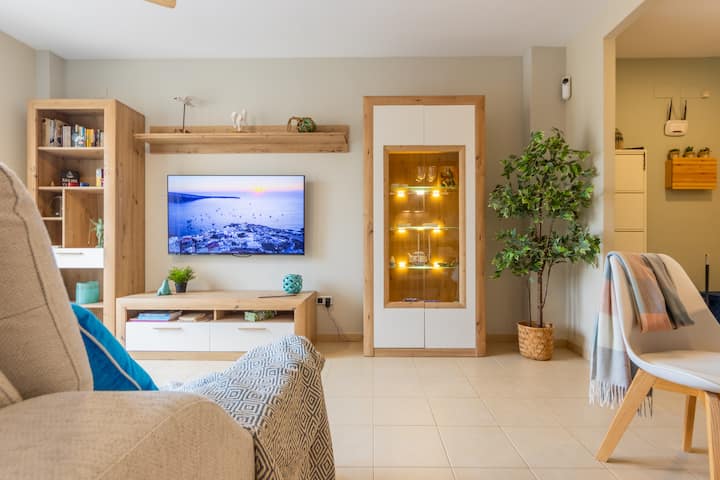 Sunset Holiday Beach Front - Riumar