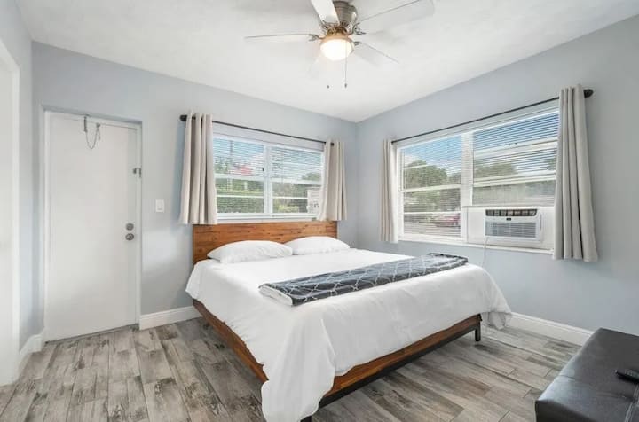 Island Living - Free Beach Service W/your Booking - Boca Raton