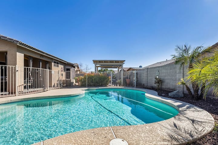 Home In Avondale - Avondale, AZ