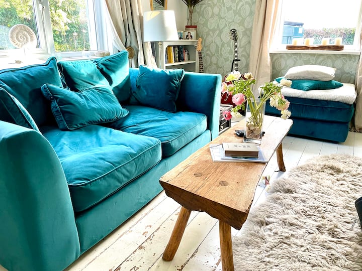 Cosy, Peaceful Getaway - South Downs