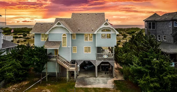 Luxury Oceanfront 5 Bedroom/5 Bath With Pool - Outer Banks, NC
