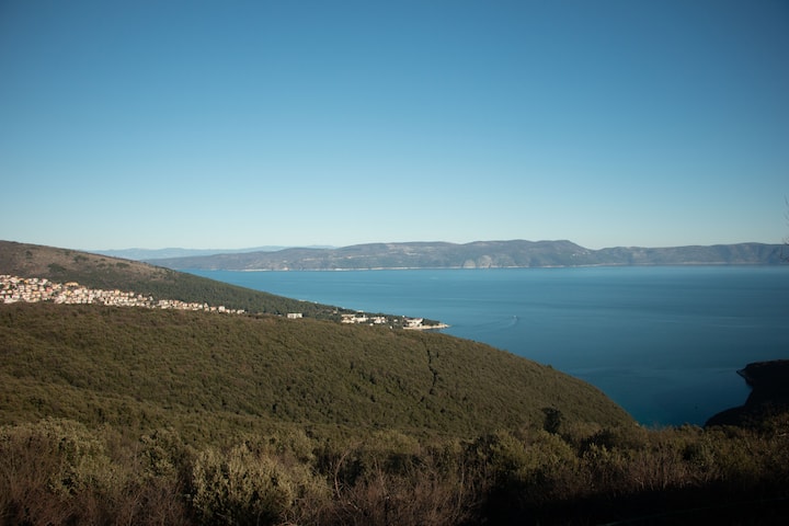 Apartment With A Stunning View - Ravni