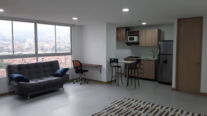 Apartamento En Medellín. - Medellín, Colombia