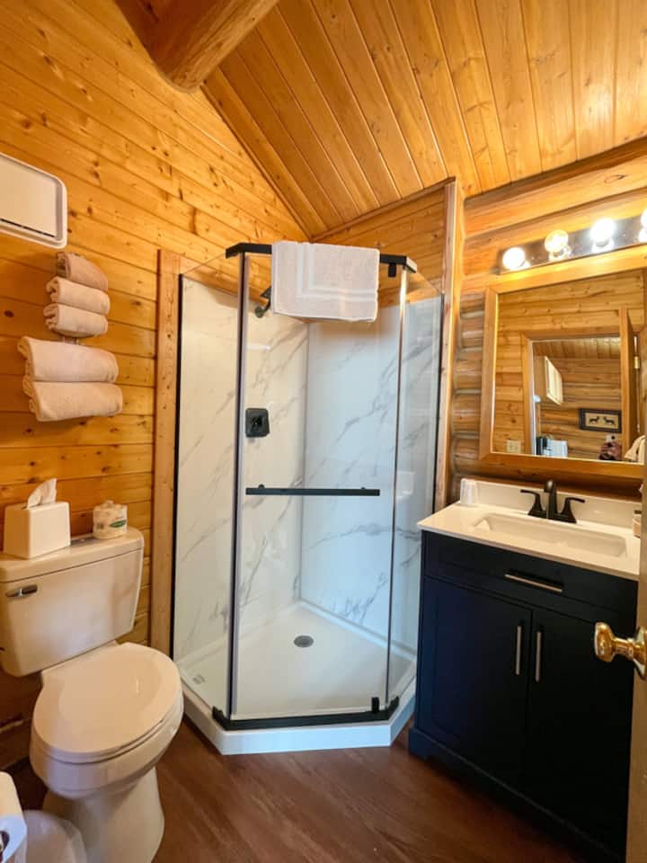 Hand-crafted Cabin - Alpine 21 - Flaming Gorge, UT