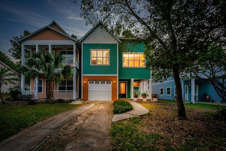 Art Sanctuary | Pool & Ping Pong | Fire-pit Patio - Mount Dora, FL