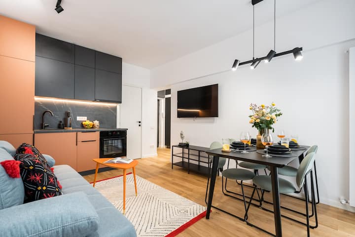 Sunny 2br Flat | Top Location | Amazing Balconies - Bukarest