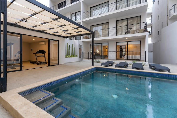 Amazing And New 4br 5 Min Downtown Cabo Pool/gym - Cabo San Lucas