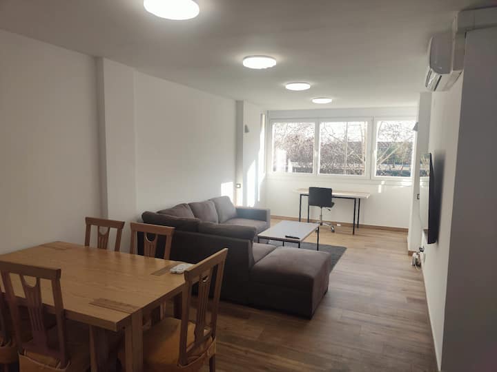 Lovely Flat Fira Barcelona - L'Hospitalet de Llobregat