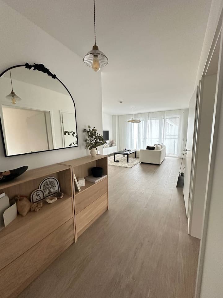 Calm Apartment In City Centre - Darmstadt