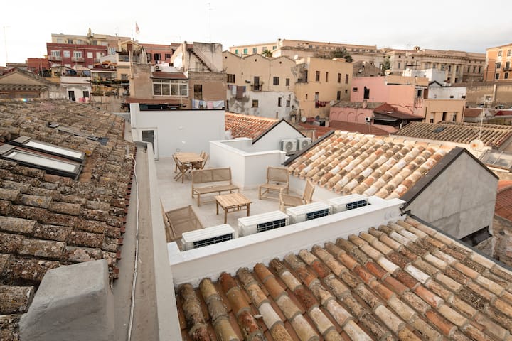 Trinità Rooftop Nid De Luxe Au Centre De Cagliari - Cagliari