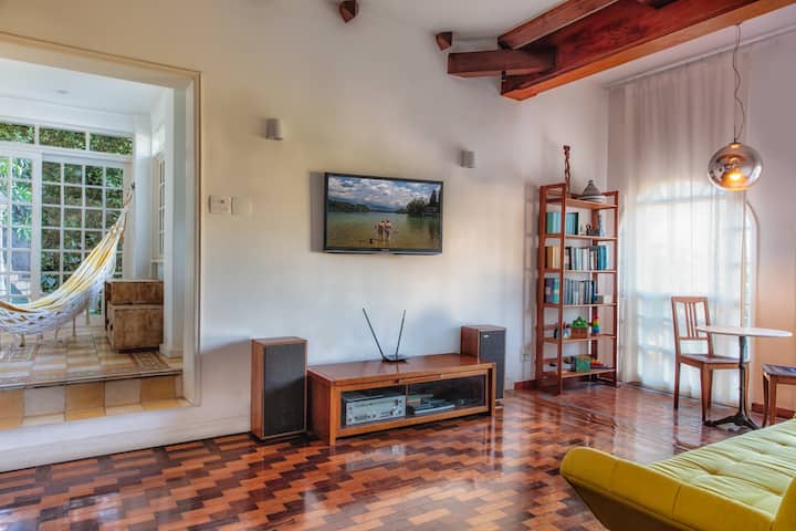 Casa De éPoca Na Rua Do Bondinho De Santa Teresa! - Glória