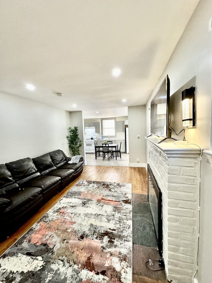 Private 2 Bedroom House (Long Stays) - Livingston, NJ