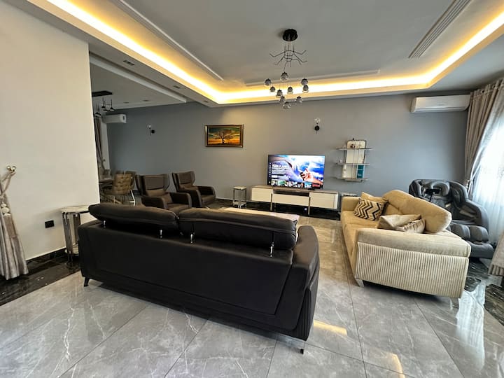 Villa Only Avec Piscine - Douala