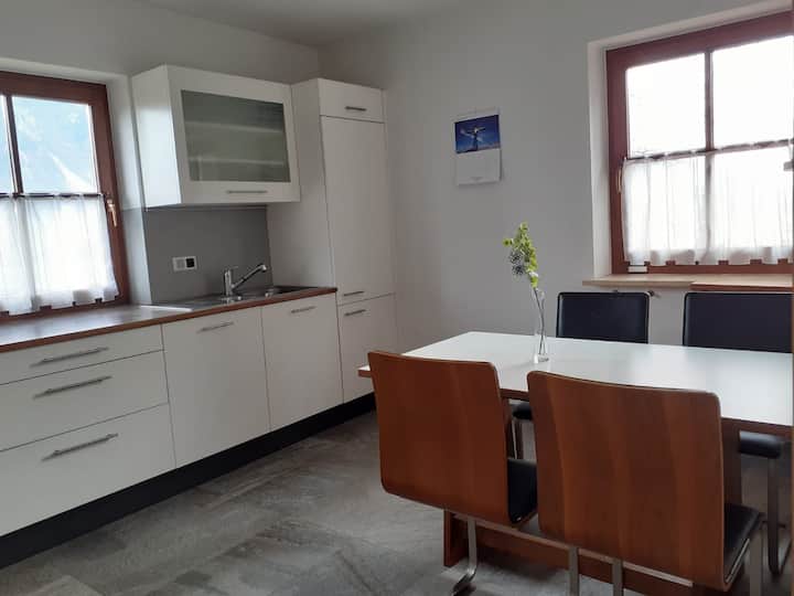 150m² Ferienwohnung Zirbentraum Mit Privatgarten - Lana