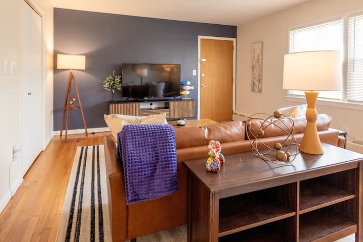 Large Belleville 1 Bed: Pets Ok, Parking, Laundry - Belleville, NJ