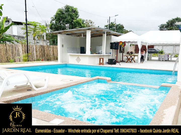 Quinta Familiar Con Piscina - Atacames Cantón