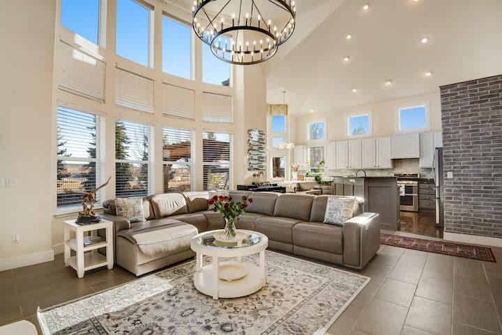 Luxury Estate Getaway - Parker, CO