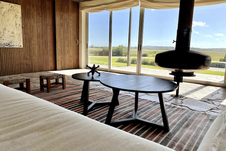 Luxurious Stay In Punta Del Este - San Carlos