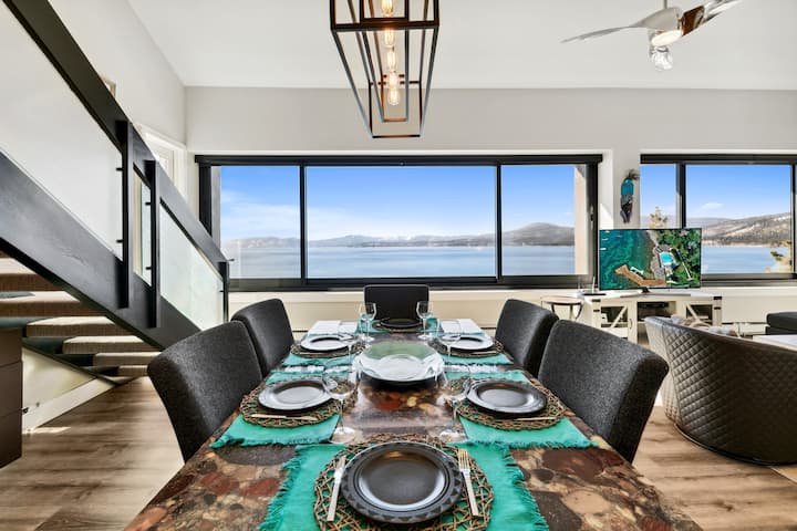 Luxurious Lakefront Penthouse - Incline Village