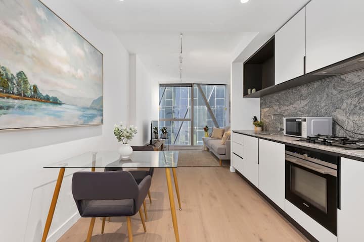 Lvl 54 West Side Place ~ Best Location In Melb! - North Melbourne Railway Station