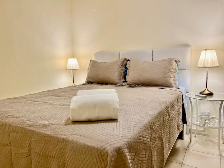 Spacious 3 Beds, Sleeps 5, Next To Bavaro Beach - Punta Cana