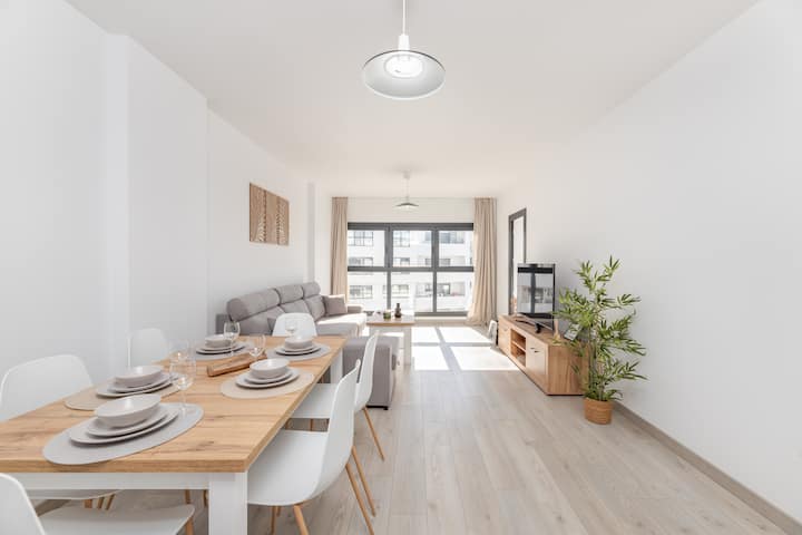 Casa Esmeralda, 7 Min To Beach - Estepona