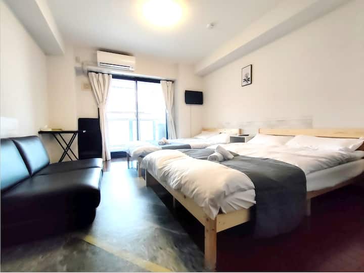 Close To Jr Namba Station/airport Bus Terminal，301 - Osaka