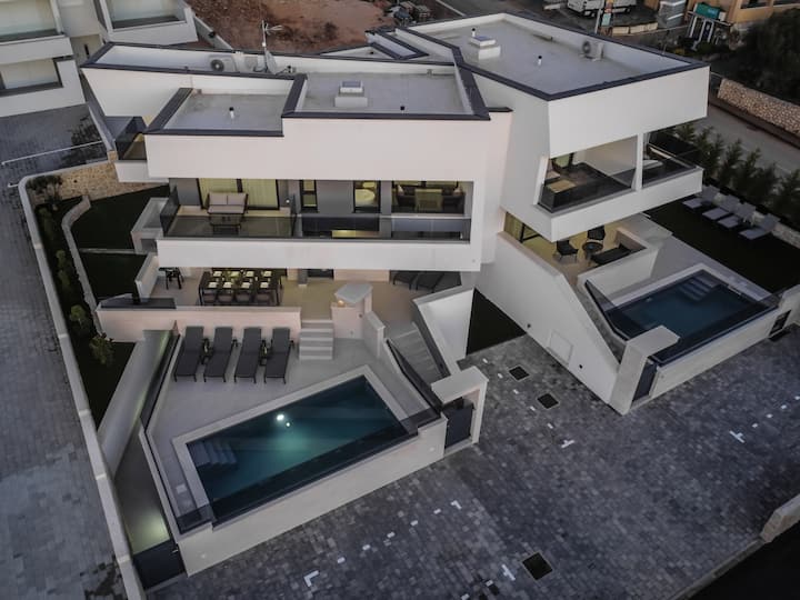 Luxury 5 Star Villa-pool, Sauna, Gym - Novalja