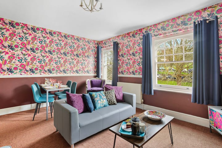 Stylish Barbican Flat With Free Parking - Plymouth