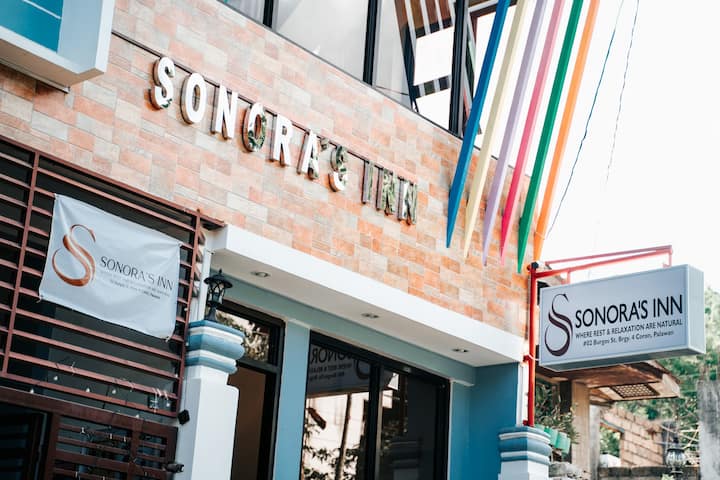 Stay In The Heart Of Island Life - Coron