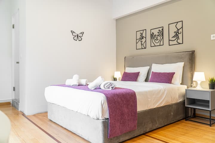 Syntagma Square, 100sqm Luxurious Family Apt - Atene