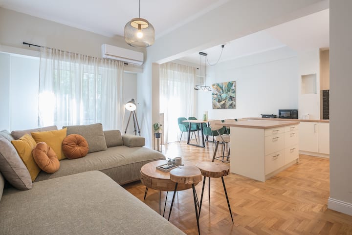 Designer 2 Bedroom Apartment At Exarchia - Athens