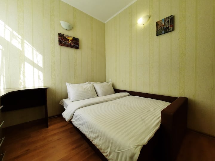 Квартира біля обласної лікарні - Полтава