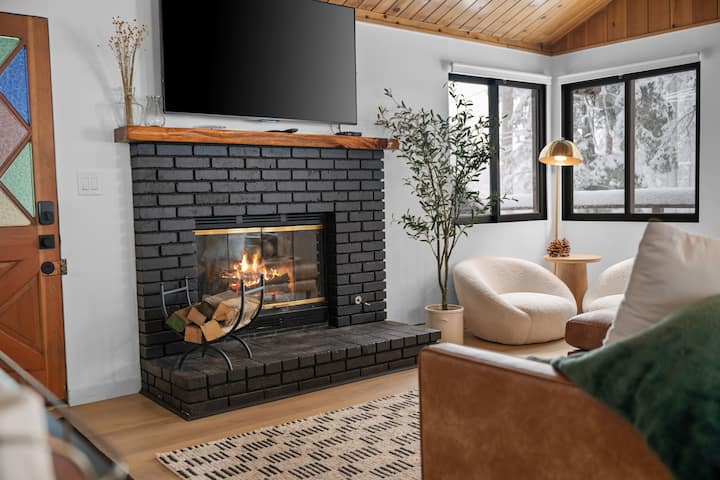 Aspen House • Near Bear Mtn • Dog Friendly - Big Bear Lake, CA