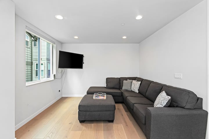 Marty Mcfly's Iconic Skateboard Sweet Suite - Seattle, WA