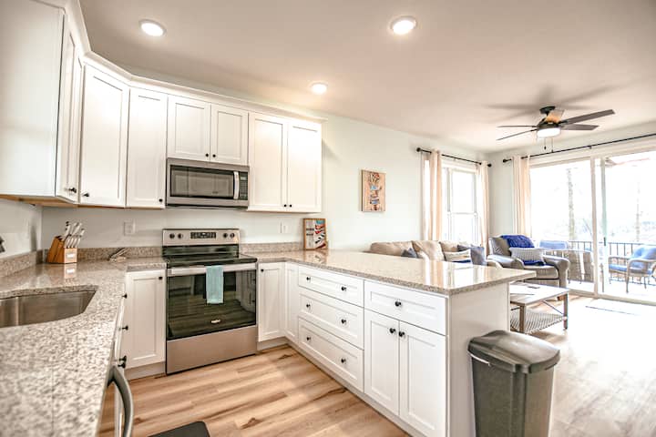 Brand New! Deerfield House W/covered Boat Slip! - Chuck Swan State Forest, Sharps Chapel