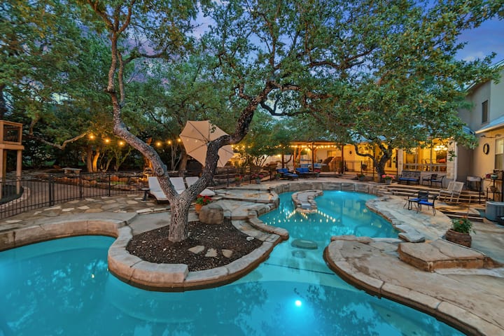 Private Luxury Resort, Sleeps 21 - San Antonio, TX