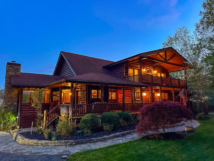 Stunning Log Cabin *Mtn Views* Gym-sauna*saloon - Shenandoah National Park