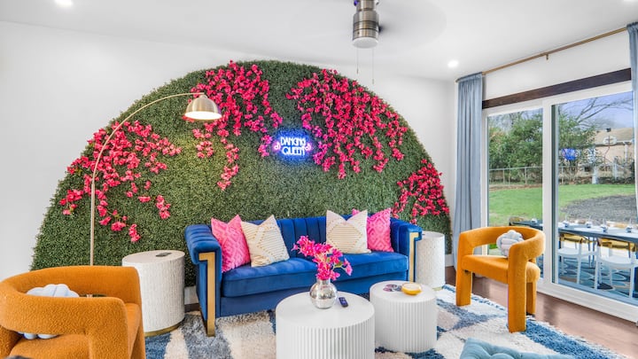 King Bed | Volleyball | Firepit | Outdoor Dining - Aeropuerto de Charlotte-Douglas (CLT)