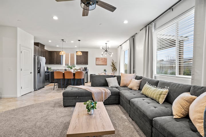 Cozy Sequoia Base Camp With Fire Pit - Visalia, CA