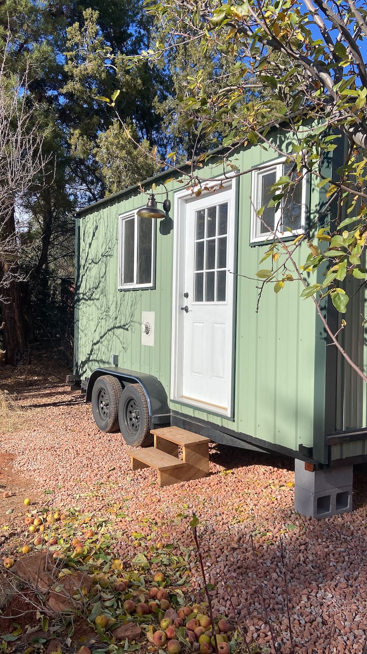 The Tiny; Idyllic Glamping, Walk To Creek! - Sedona, AZ