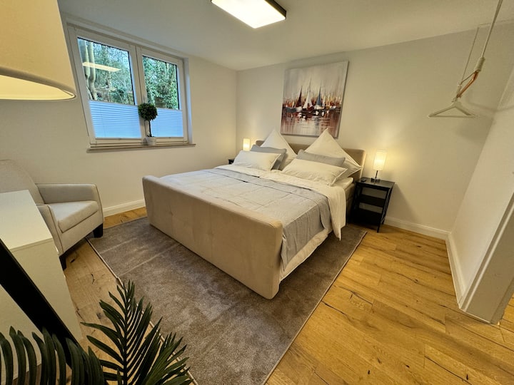 Elegant Souterrain Oasis | Exclusive Prime Area - Brême