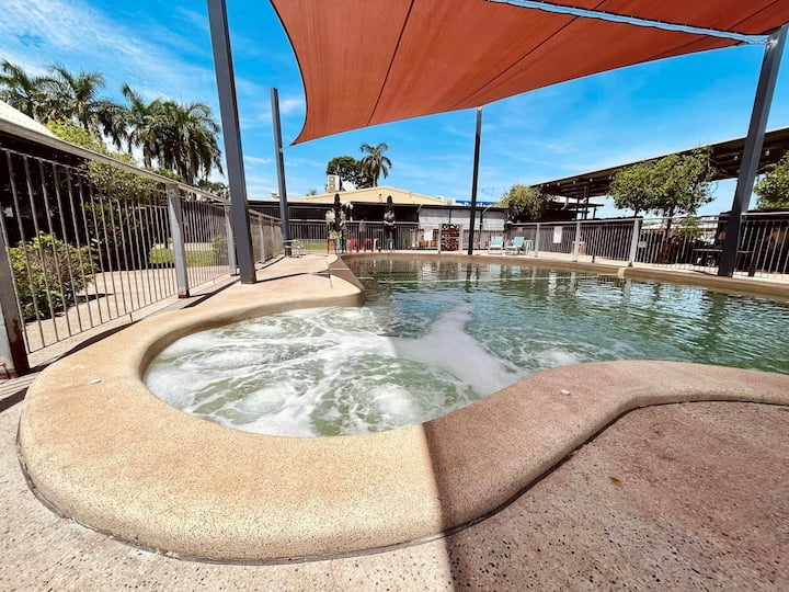 Rustic Cabin With Pool In Darwin River - Livingstone