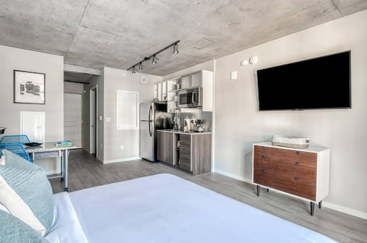 Cw | Studio| Sky Lounge | Rooftop Pool | Gym - Minneapolis