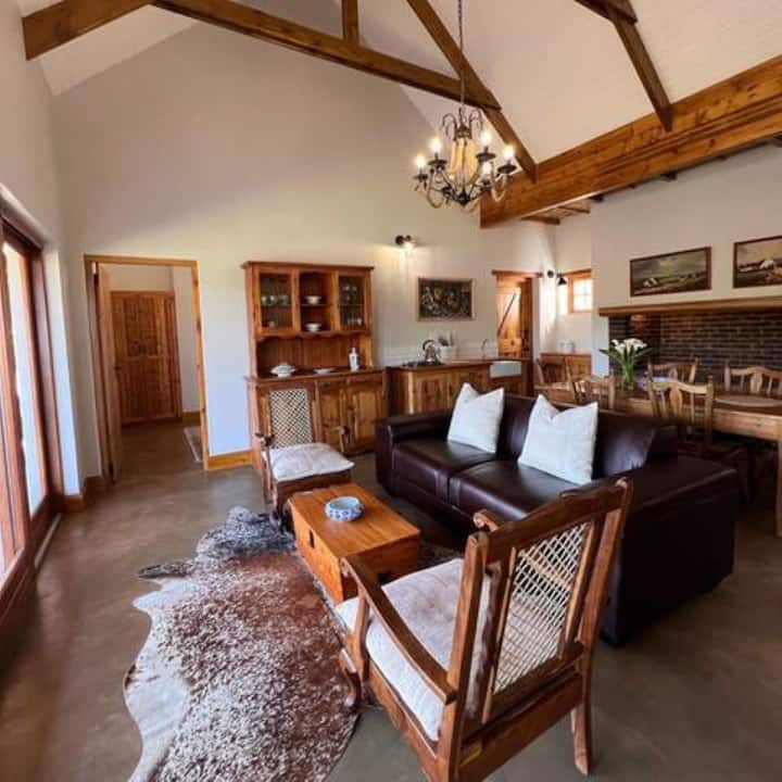 Drifting Dusk Chalet - Swellendam
