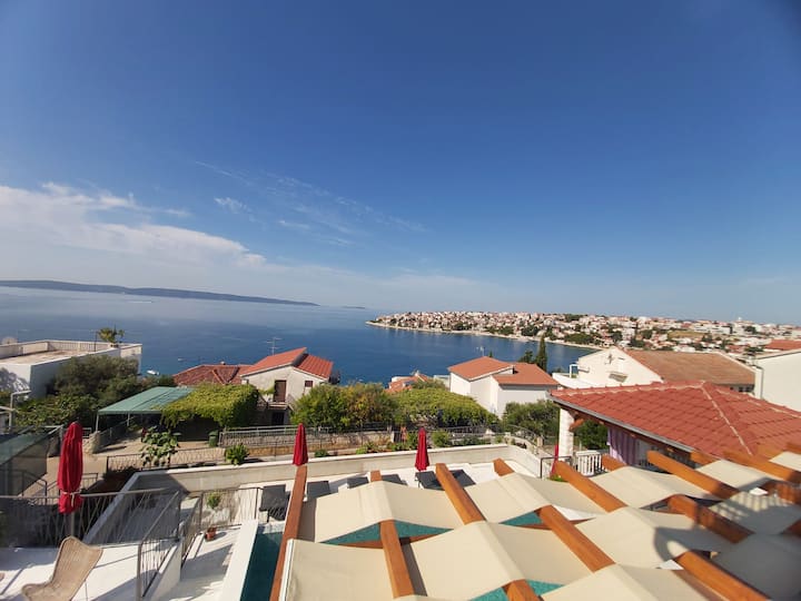 Heated Pool, Panoramic Sea View Apartment A2 - Okrug Gornji