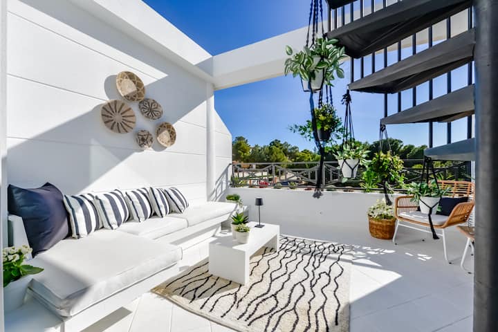 2br Penthouse/rooftop/plungepool - Calp