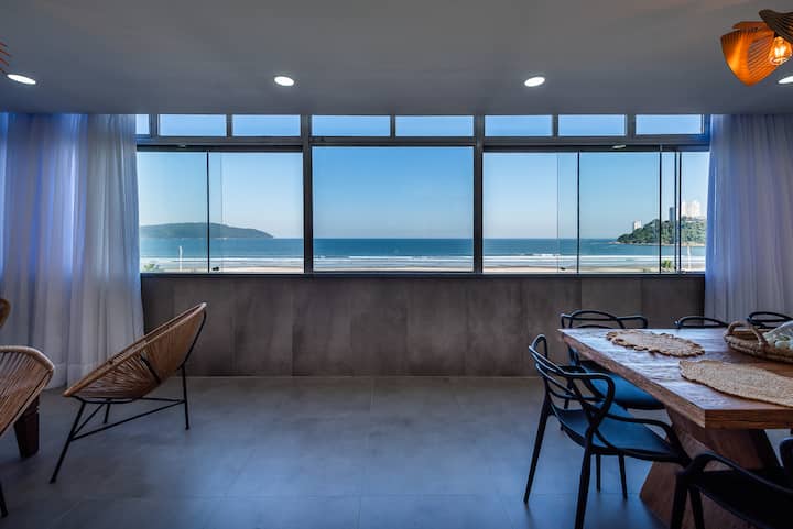 Panorâmica Vista Mar | Garagem | Ar | Wi-fi - Santos