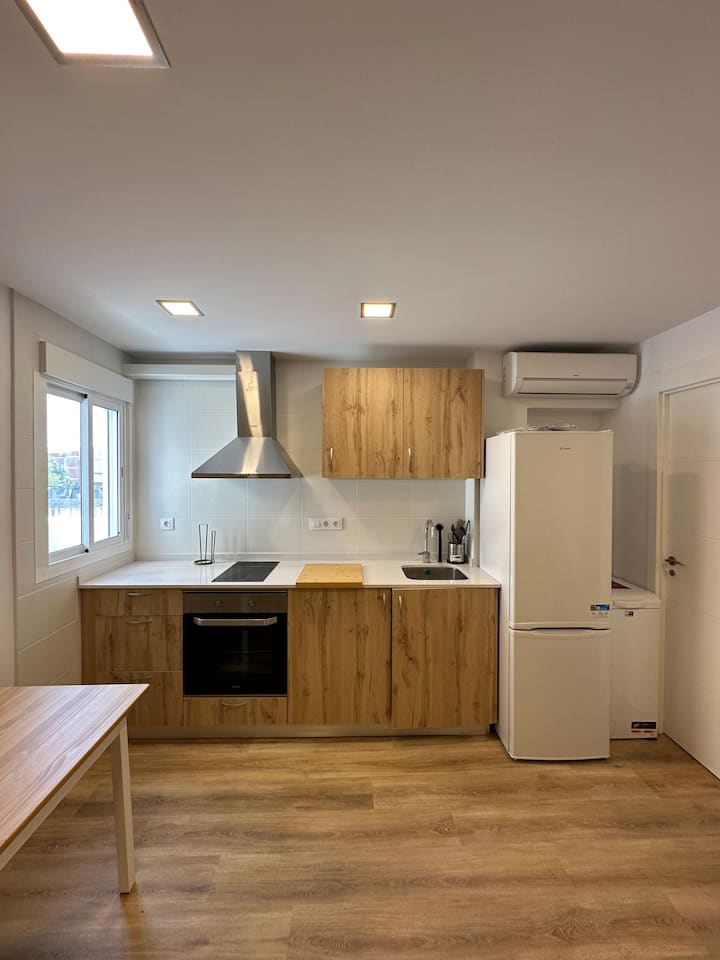 Estudio A 1 Minuto De La Playa - Castelldefels