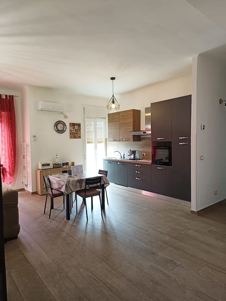 Appartamento Centrale Zona Servita - Taranto
